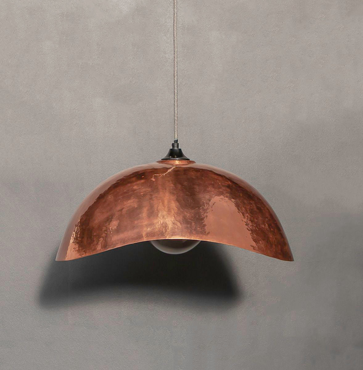 CLEO LAMP – Pia